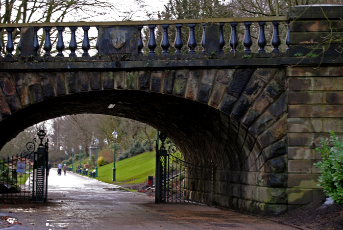 A walk through town and Avenham Park | hayleywoodin.com